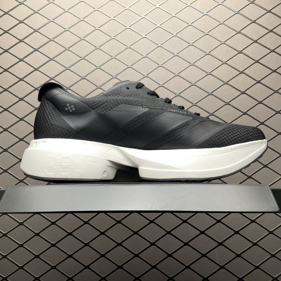 Adidas Adizero Adios Pro 4 JR6369, 男裝, 鞋, 波鞋 - Carousell