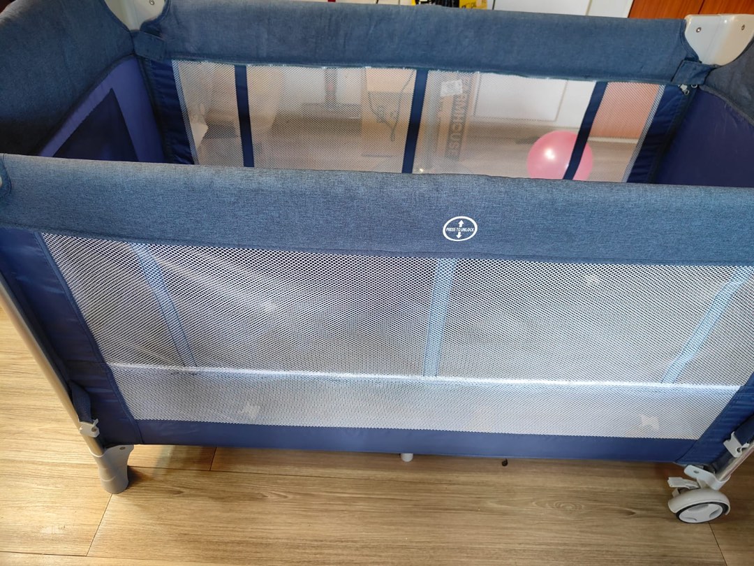 Bonbijou baby crib, Babies & Kids, Baby Nursery & Kids Furniture, Cots ...