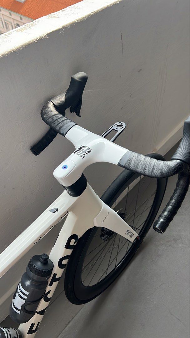 Factor Ostro VAM V1 OEM 54, Sports Equipment, Bicycles & Parts ...