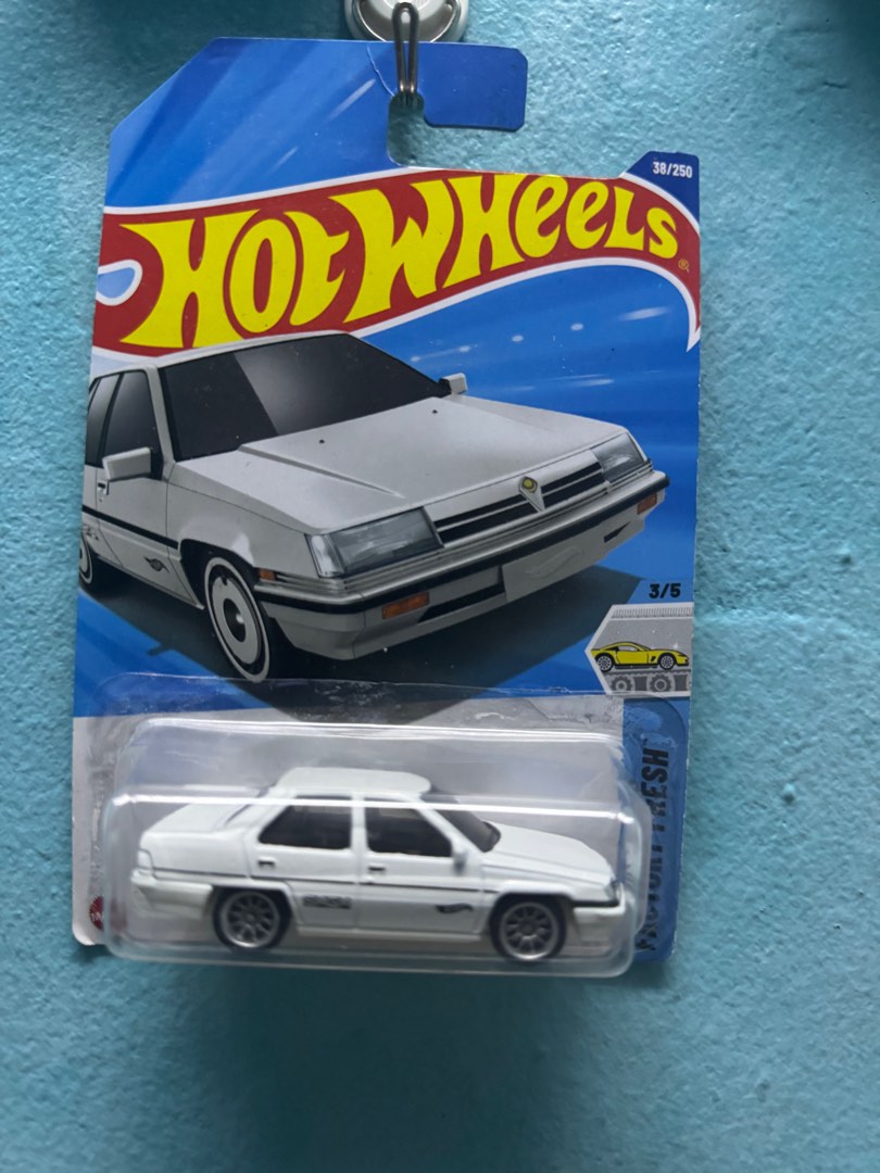 HOTWHEELS KASTEM TAYAR GETAH, Hobbies & Toys, Toys & Games on Carousell