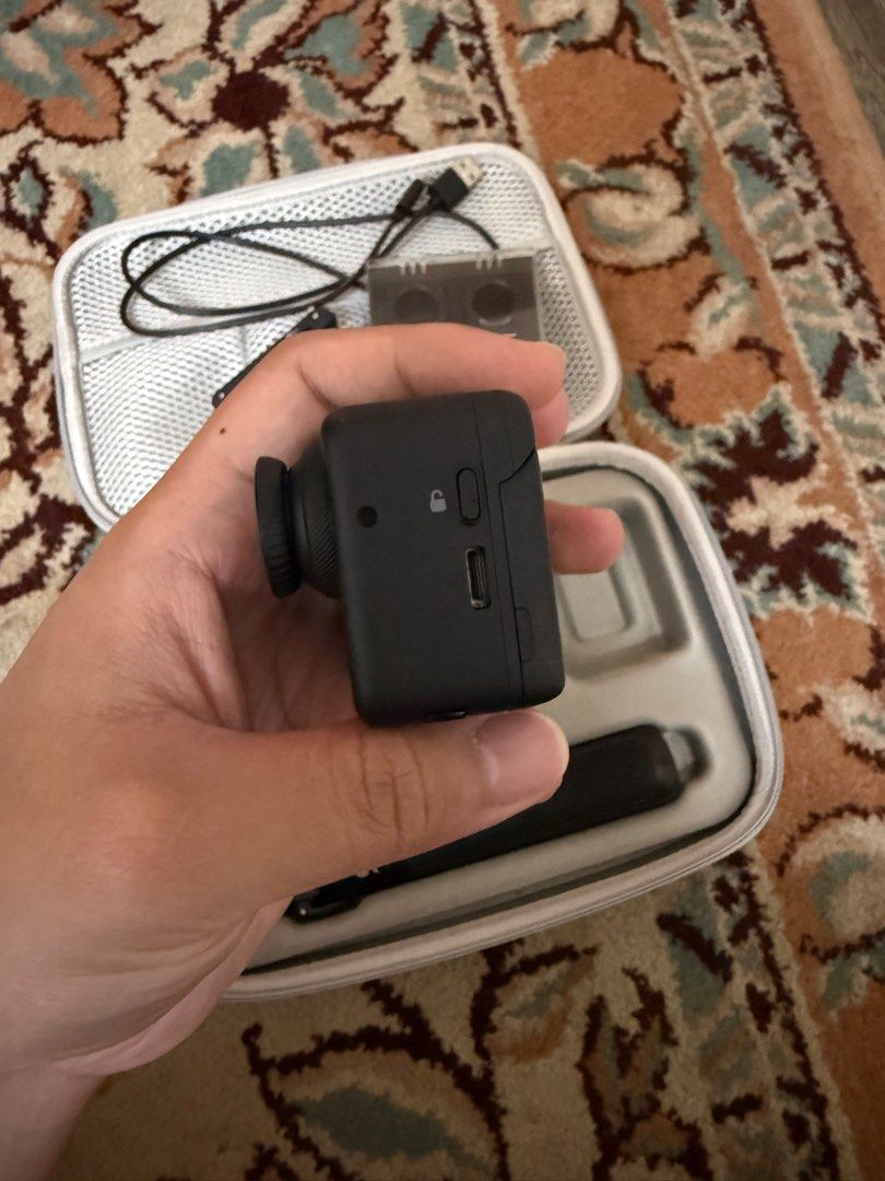 Insta360 GO 3S Action Camera, Photography, Cameras on Carousell