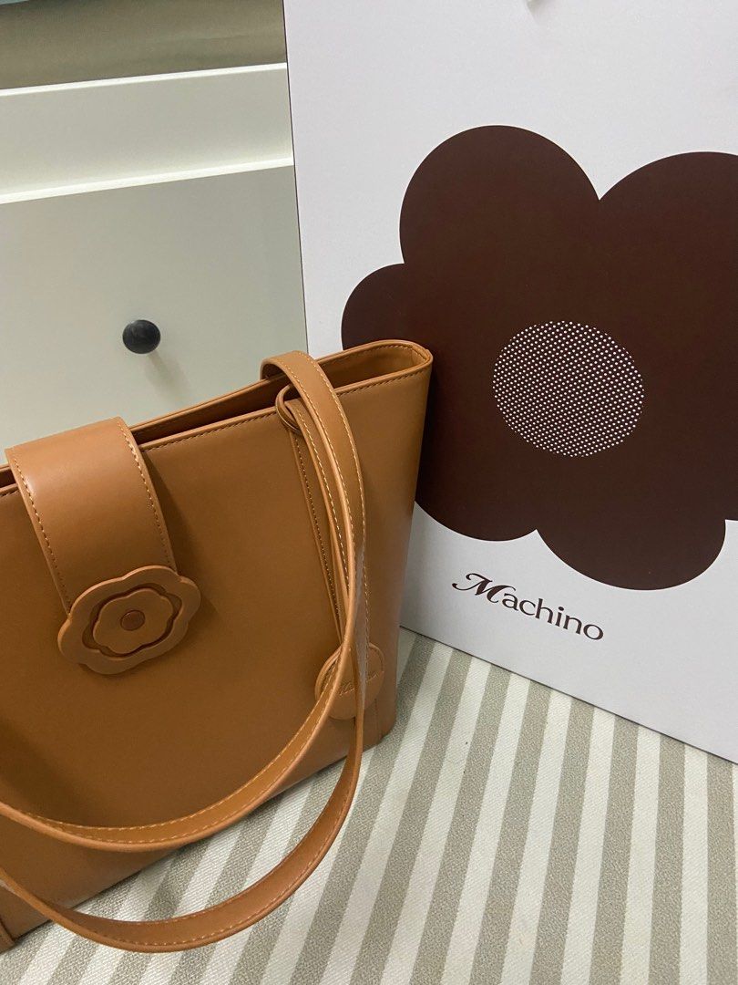 MACHINO The Iconic Carry-On in Hana Camel Brown, Women's Fashion, Bags ...