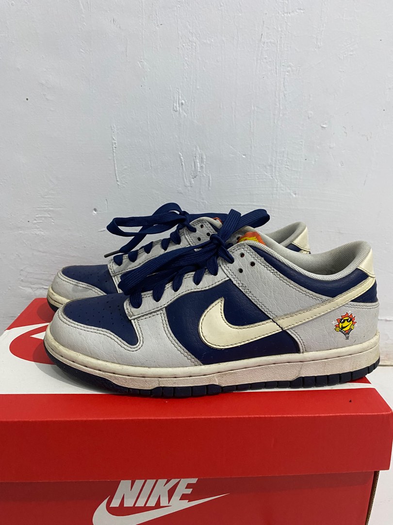 Nike Shoes Nike Dunk Low UV Reactive, Fesyen Wanita, Sepatu di Carousell