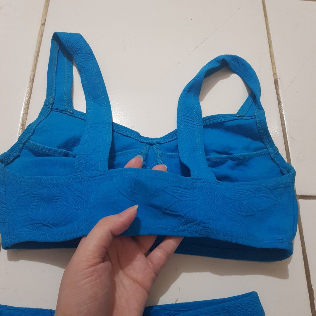 🌞.one set baju senam biru, Olah Raga, Baju Olahraga di Carousell