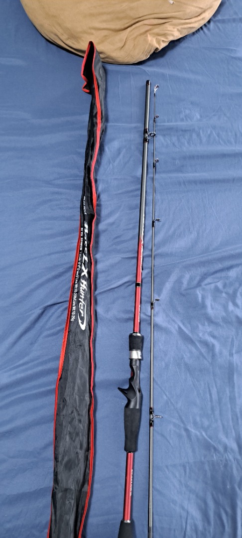 Seahawk bass lx hunter rod, Sports Equipment, Fishing on Carousell