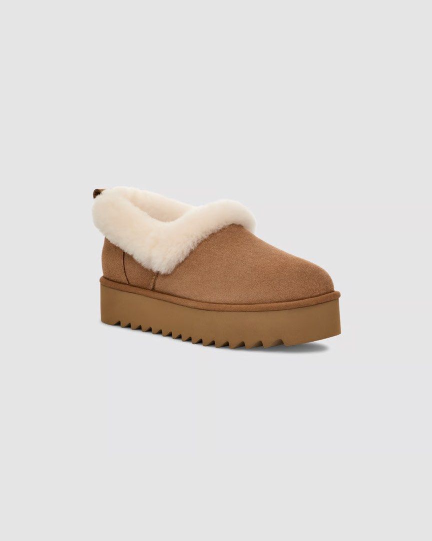 UGG Nita Platform - Chestnut, Women's Fashion, Footwear, Boots on Carousell