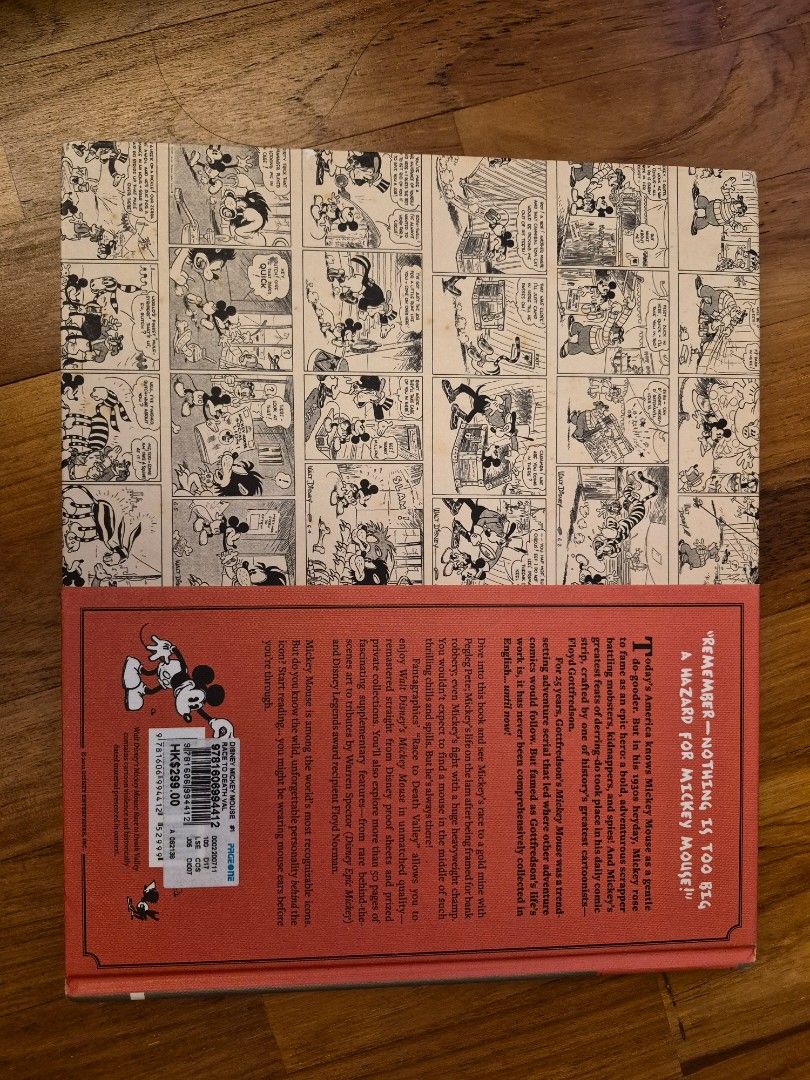 Walt Disney's Mickey Mouse Comic Book: Race To Death Valley, Hobbies ...