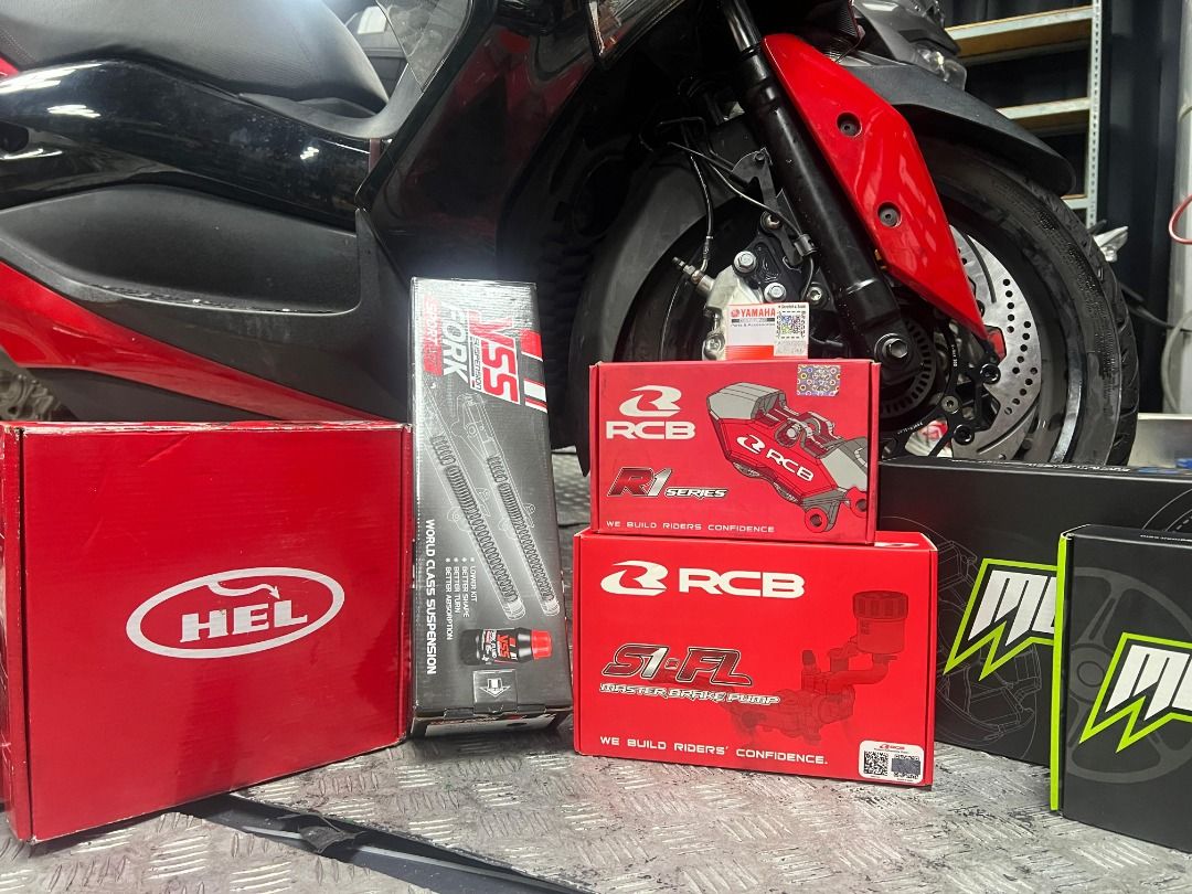 YAMAHA XMAX 300-MORZA/UMA RACING/RCB CALIPER/RCB MASTERPUMP/YSS FORK ...