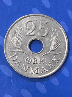 1981 Denmark 25 Ore coin, Hobbies & Toys, Memorabilia & Collectibles ...
