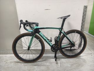 Bianchi oltre RC 47cm dura ace di2 9170, 運動產品, 單車及配件, 單車 - Carousell