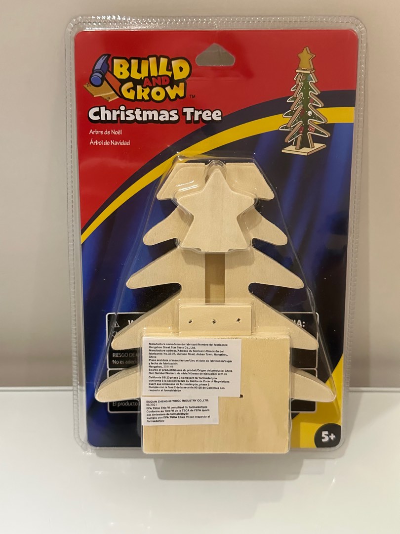 Build Your Own Christmas Tree, Hobbies & Toys, Stationary & Craft ...