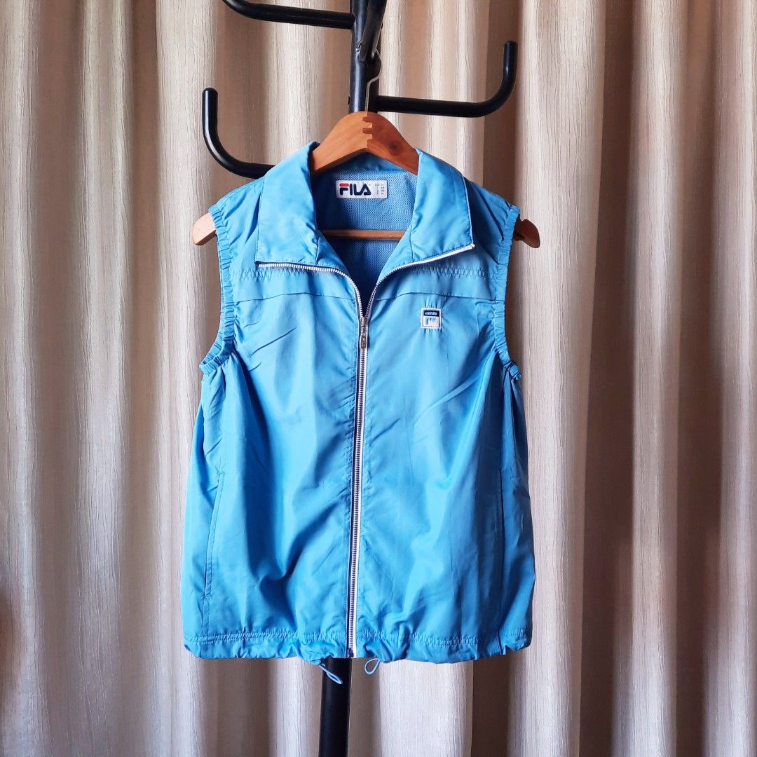 DYLL Vest, Women's Fashion, Coats, Jackets and Outerwear on Carousell