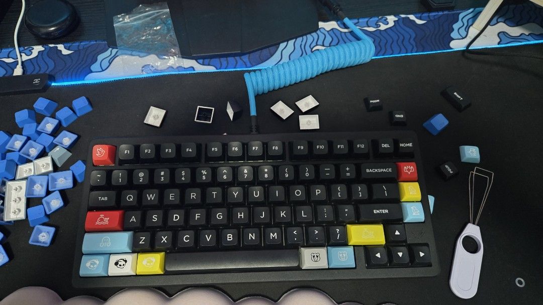 Elecfox Inky 75 with Akko WOB Keycaps set, Computers & Tech, Parts ...