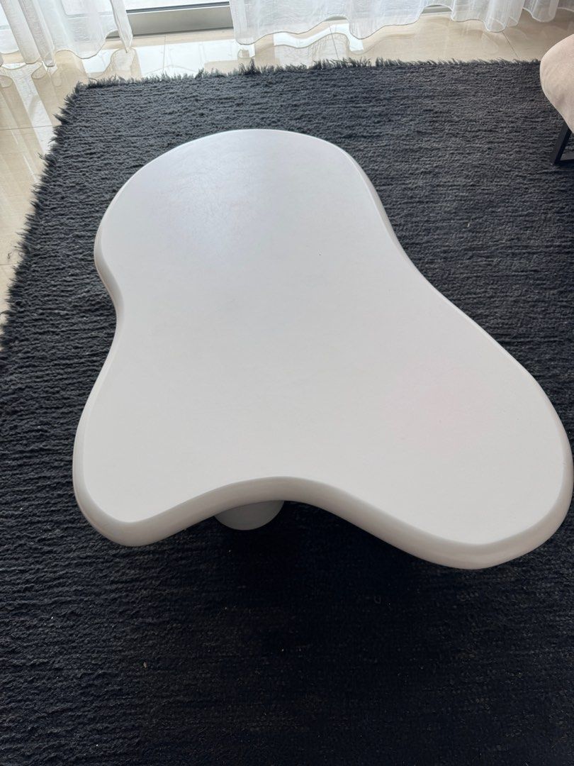 FREE Coffee Table - Area JOHOR Puteri Harbour, Furniture & Home Living ...