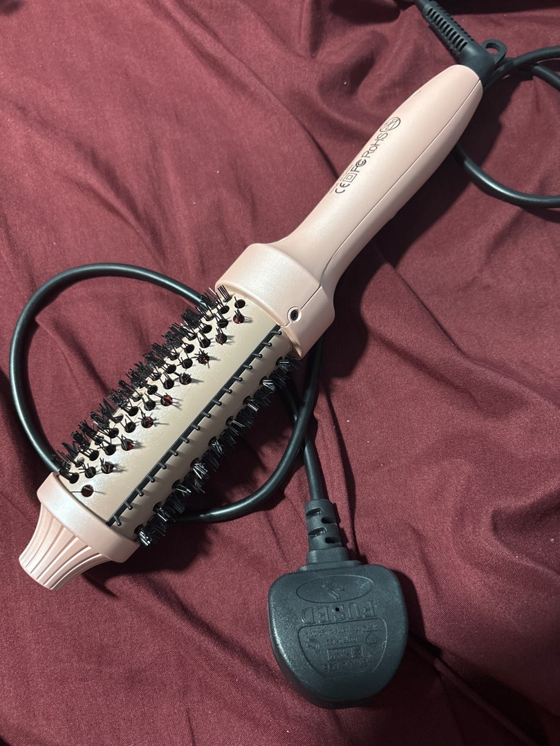 Generic Hair Styling Brush - Model 109, Beauty & Personal Care, Hair ...
