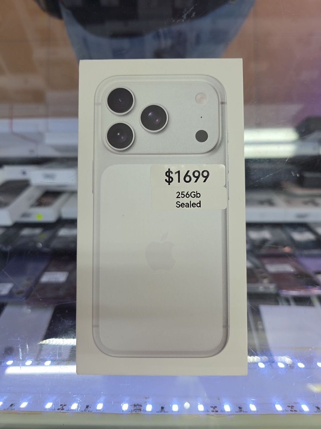 iPhone 17 Pro Silver 256GB, Mobile Phones & Gadgets, Mobile Phones ...