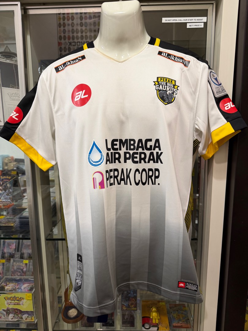 Jersey Perak (2016) Player Issue Nazrin - L, Men's Fashion, Activewear ...