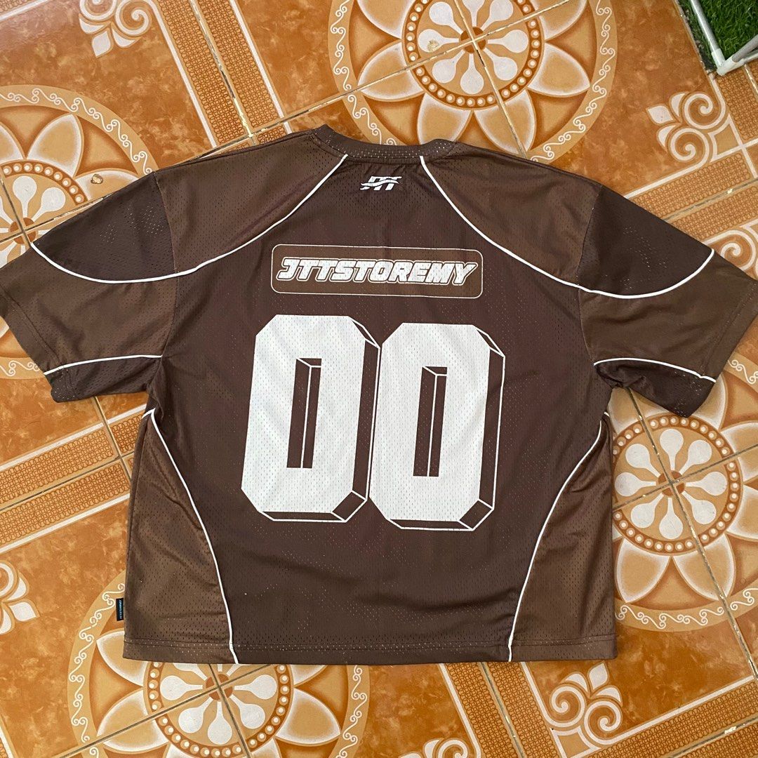 JTT Boxy Shirt, Men's Fashion, Activewear on Carousell