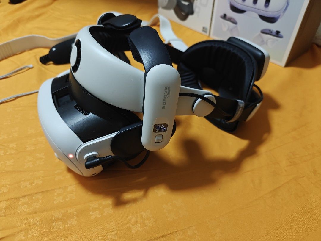 Meta Quest 3 VR Headset 128GB with S3 Pro Accessories, Video Gaming ...