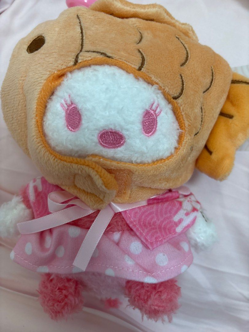 Mickey Mouse Taiyaki keychain plush LIMITED EDITION, Hobbies & Toys ...