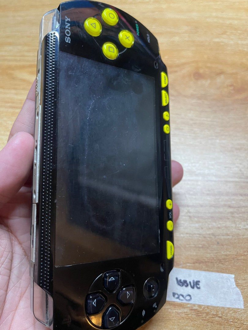 PSP 1k 2k, Video Gaming, Video Game Consoles, PlayStation on Carousell