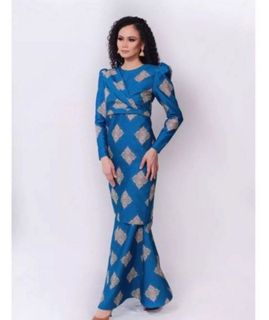 SPXSL SLAY-SA RAYA 2025 LYDIA KURUNG SHAWL PUBLIKA (SHAWLPUBLIKA x SETH ...