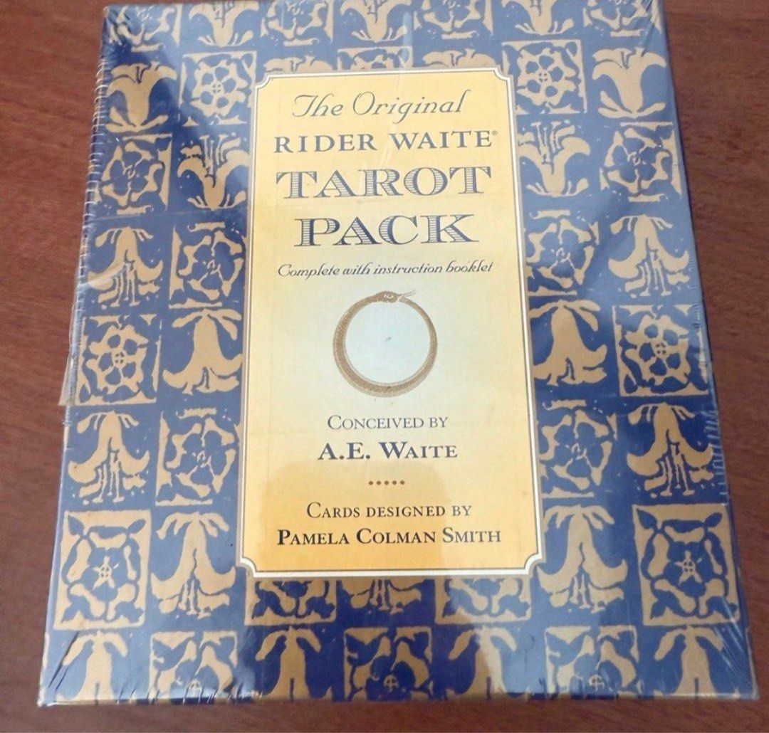 the original rider waite tarot pack, Hobbies & Toys, Stationery & Craft ...