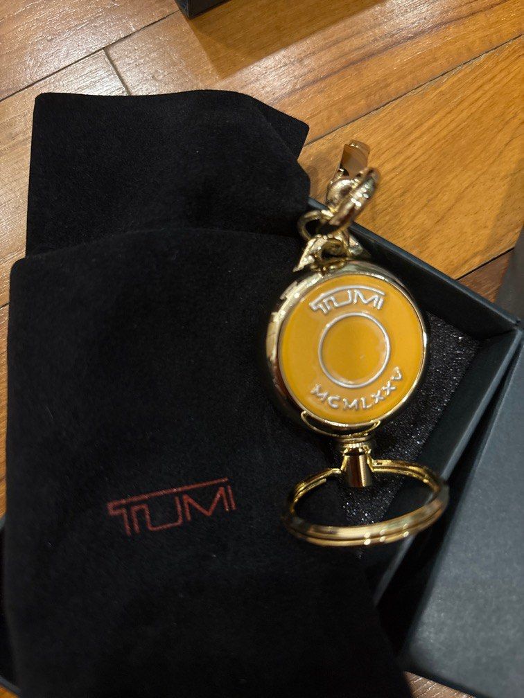 Tumi Retractable Key Fob, Luxury, Accessories on Carousell