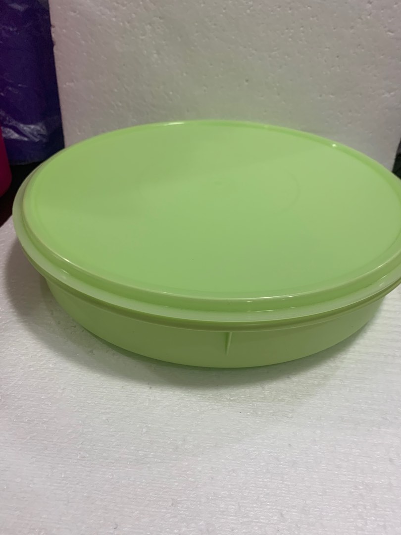 Tupperware green take a lot 3.7L (1), Furniture & Home Living ...
