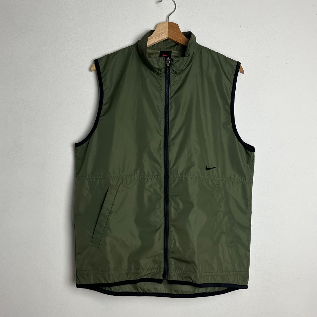 Vintage 00’s Nike Packable Vest, Men's Fashion, Tops & Sets, Vests on ...