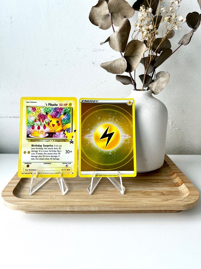 🇬🇧 Holo Bleed Birthday Pikachu 25th Anniversary Pokemon Celebrations ...