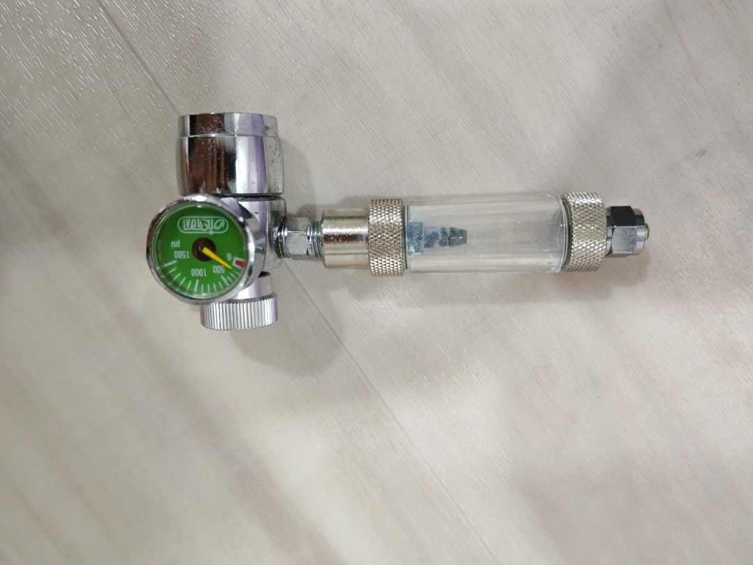 Aquarium CO2 Regulator + Bubble counter, Pet Supplies, Homes & Other ...