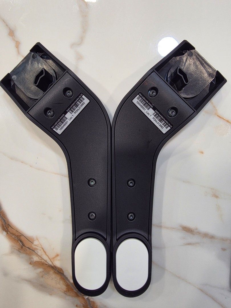 Bugaboo Butterfly car seat adapter, Babies & Kids, Going Out, Strollers ...