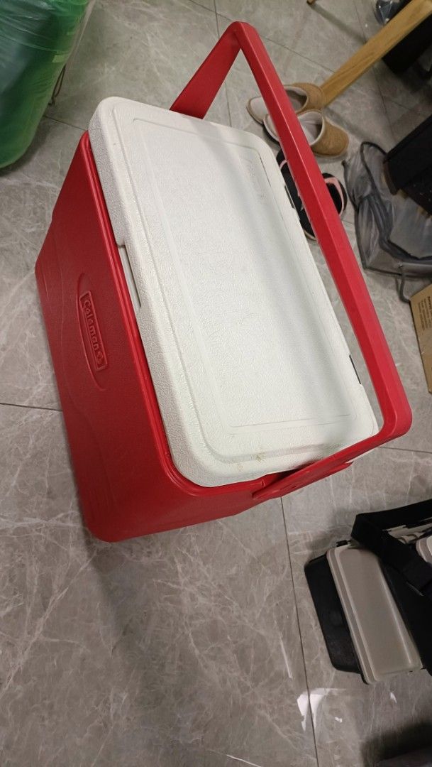 Coleman Cooler Box - Red, Sports Equipment, Fishing on Carousell