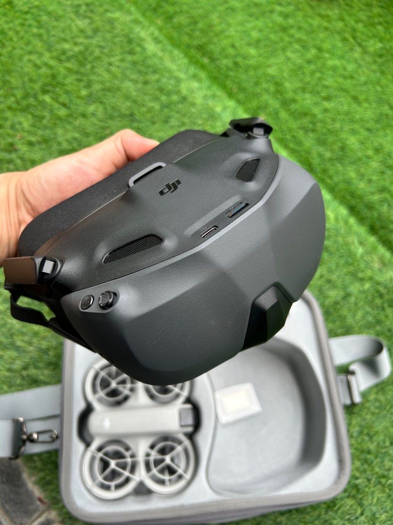 DJI Neo FPV Motioj Fly More Combo Drone Combo, Photography, Drones on ...