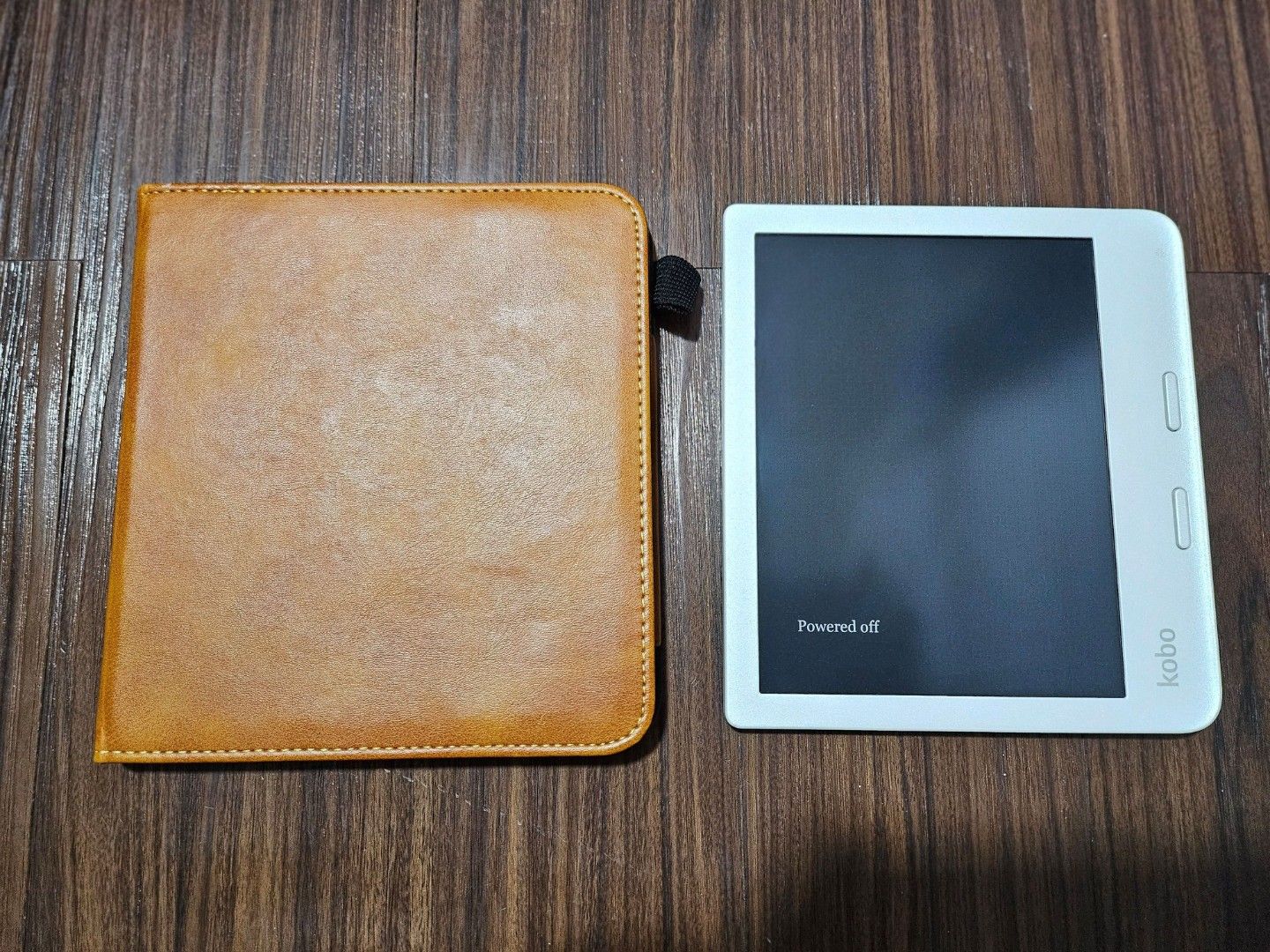 Kobo Libra 2 (white) with free case, Mobile Phones & Gadgets, E-Readers ...