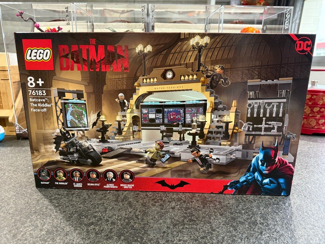 Lego 76183 Batcave: The Riddler Face-Off (retired), Hobbies & Toys ...