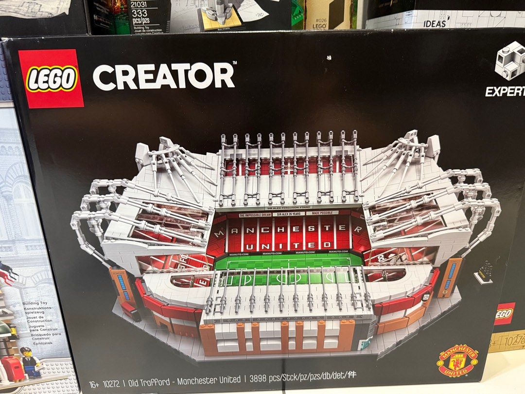 LEGO Creator Old Trafford - Manchester United 10272, Hobbies & Toys ...