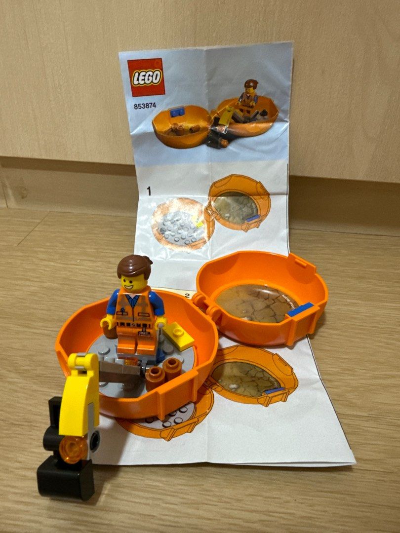 LEGO Movie 2 Emmet's Mini-Excavator Set 653874, Hobbies & Toys, Toys ...