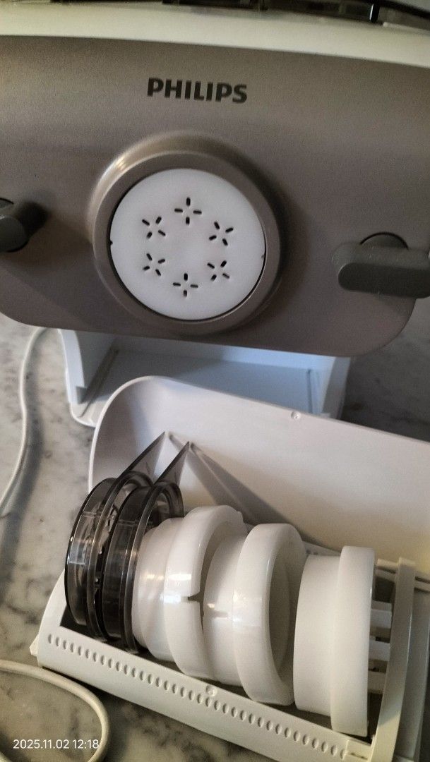Philips Pasta Maker, TV & Home Appliances, Kitchen Appliances, Other ...