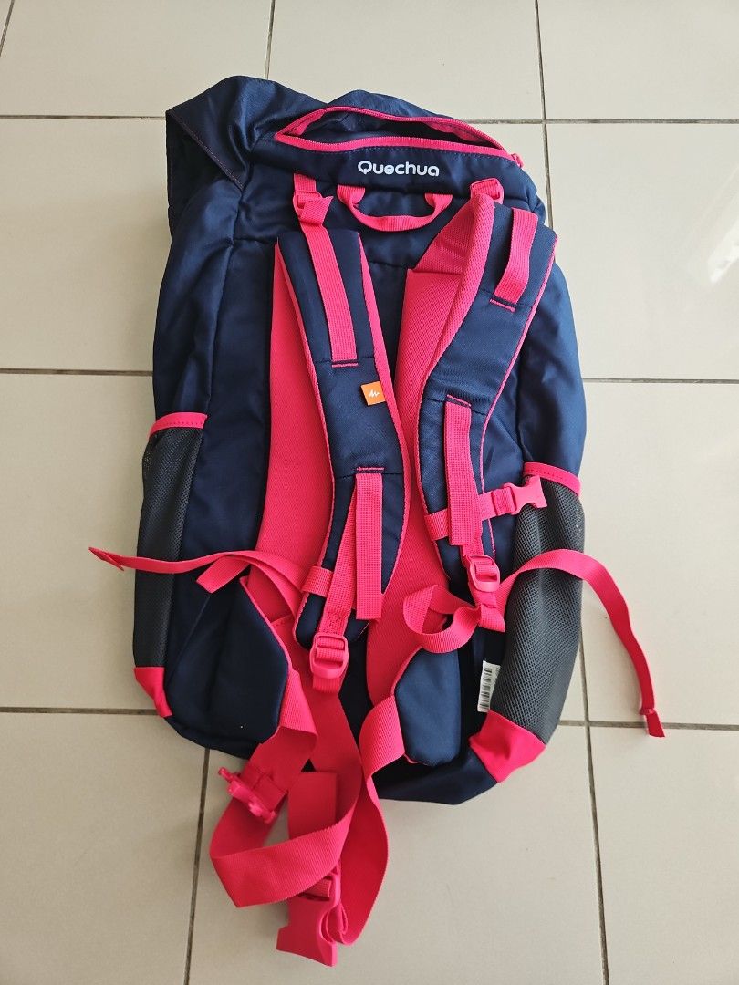 Quechua Arpenaz 40 Backpack - Blue and Pink, Men's Fashion, Bags ...
