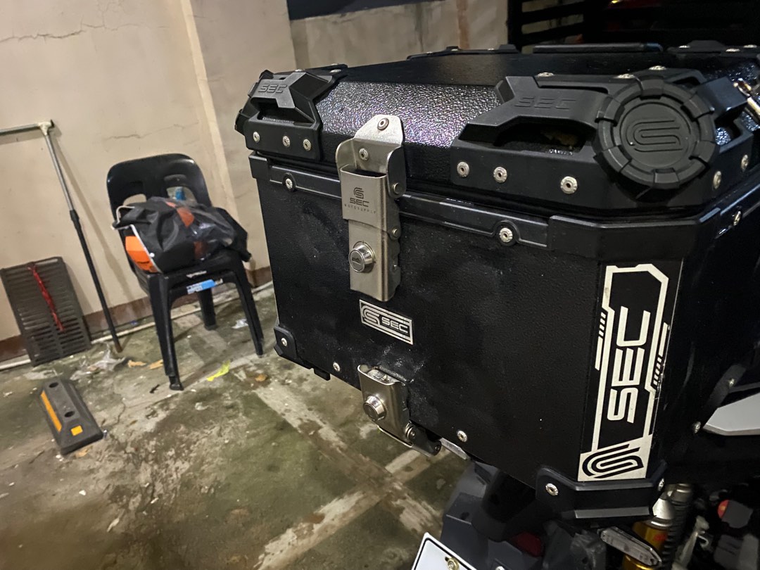 SEC Motorcycle Top Box 45L, Motorbikes, Motorbike Parts & Accessories ...