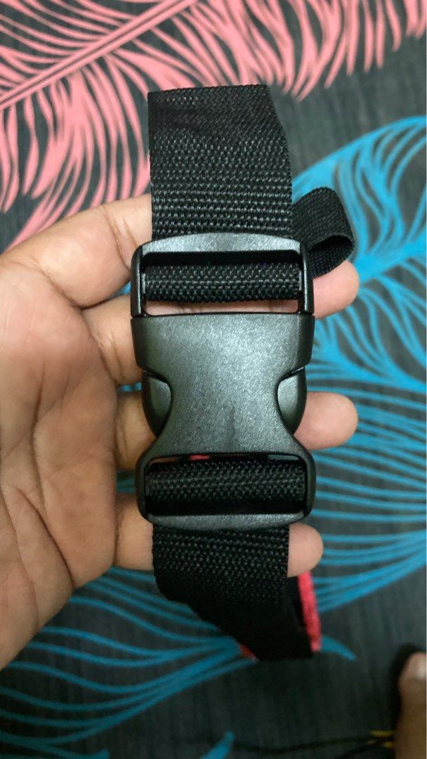 SR Running Spirit Sling Bag, Men's Fashion, Bags, Sling Bags on Carousell