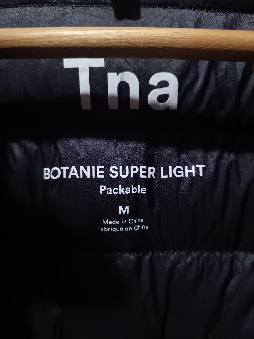 TNA Botanie Super Light Packable Jacket - Black, Men's Fashion, Coats ...