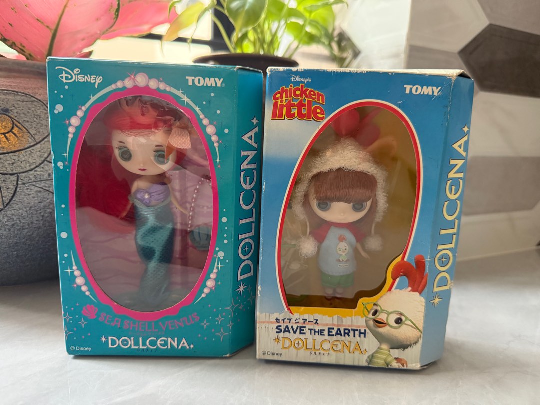 Tomy Dollcena Disney Sea Shell Venus Doll Figure & Chicken Little ...
