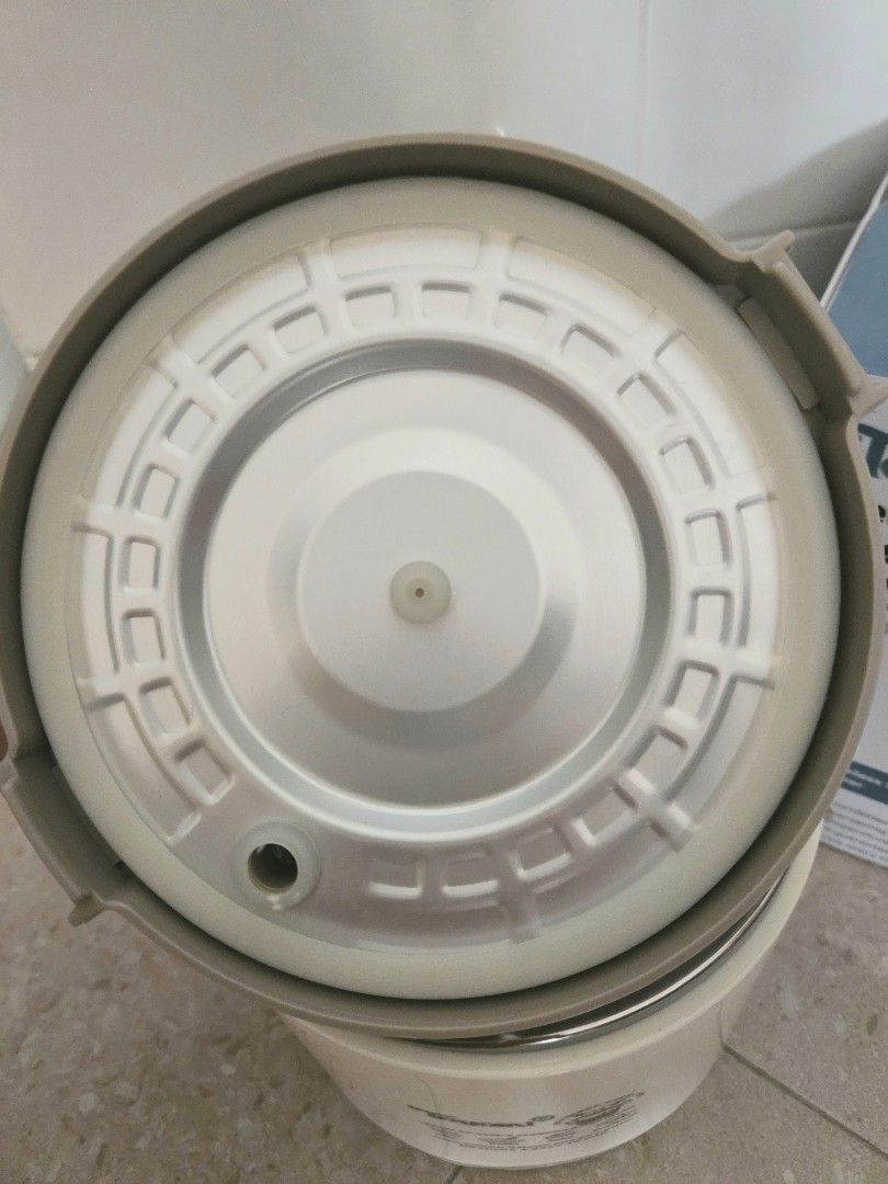 Toyomi Electric Mini Rice Cooker, TV & Home Appliances, Kitchen Appliances, Cookers on Carousell