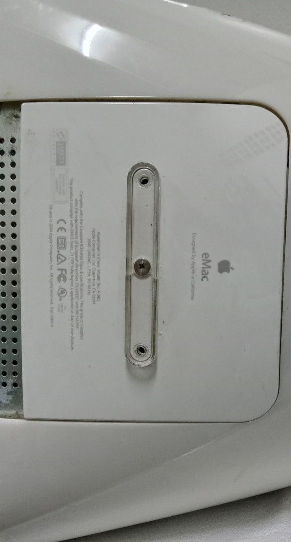 Vintage APPLE eMac Computer with Keyboard & Power Adapter, Computers ...