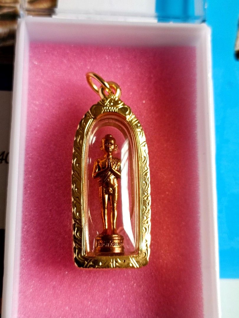 Ai kai Roop Lor Wat Jadee Yod Sap 64 Thai amulet, Hobbies & Toys ...