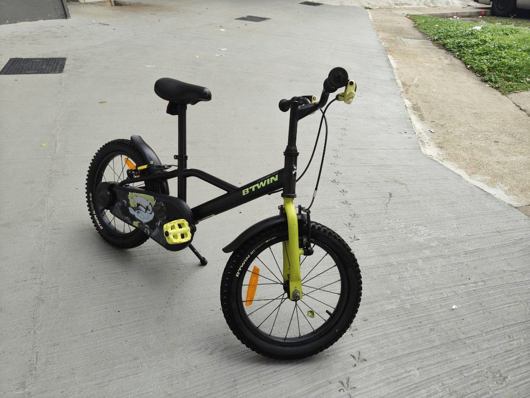 B'Twin Kids' Bike - 16 inch Wheels, Sports Equipment, Bicycles & Parts, Bicycles on Carousell