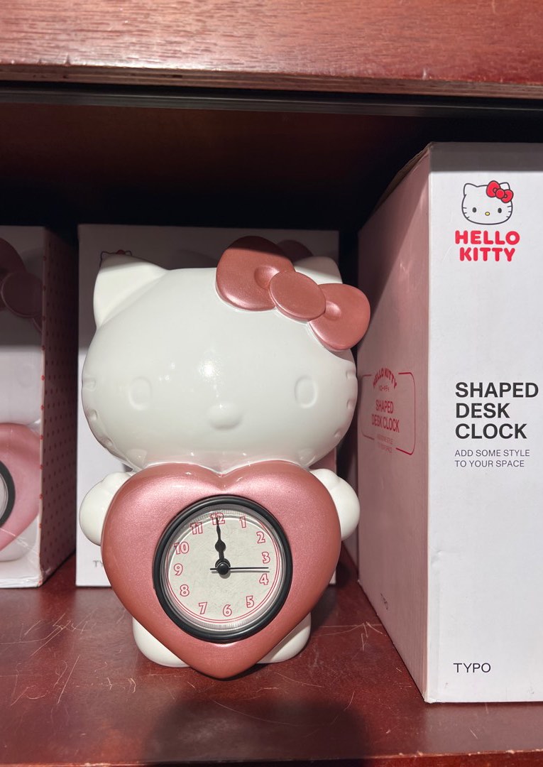 Hello Kitty Clock, Furniture & Home Living, Home Decor Accessories ...